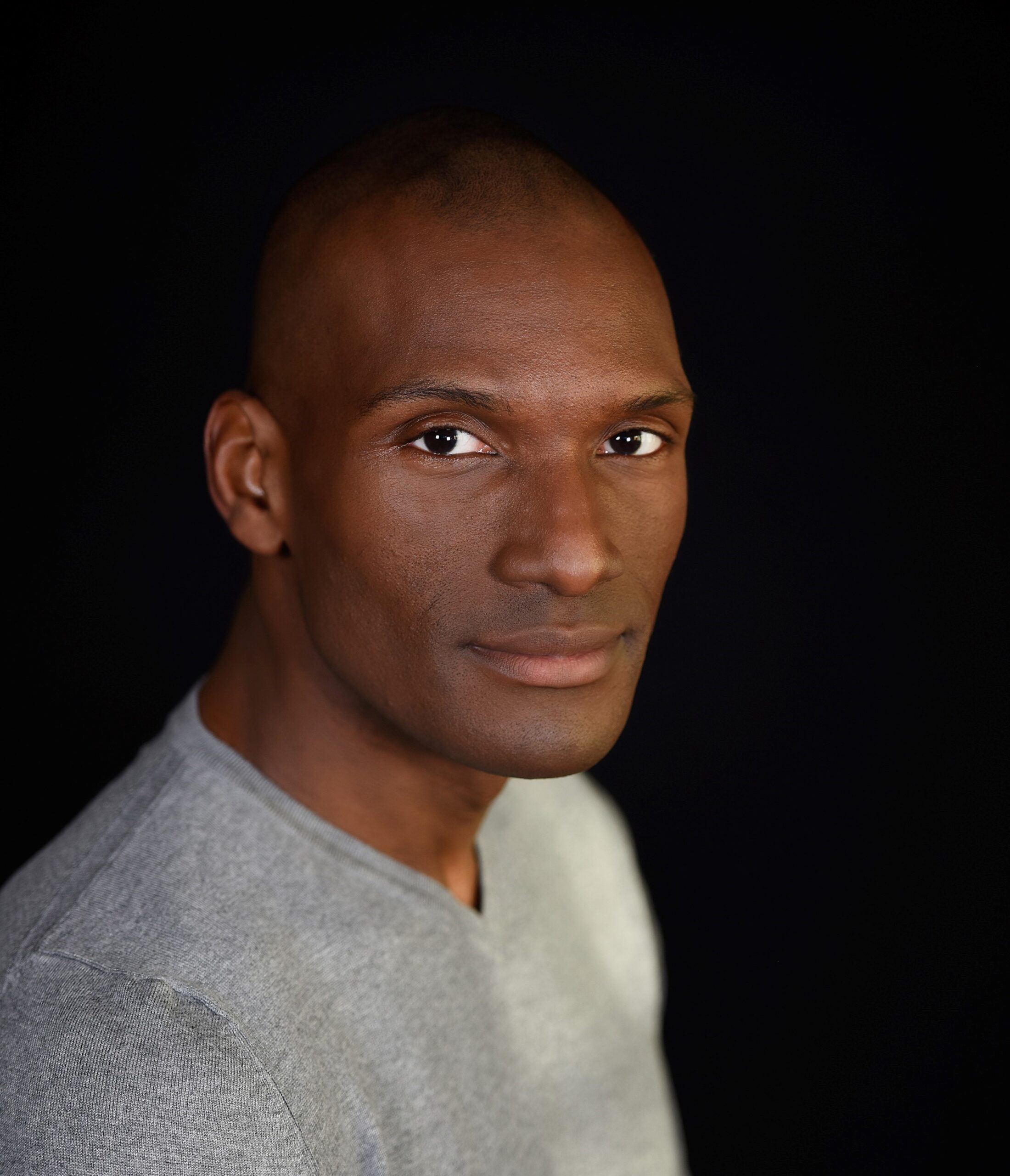 Noah Stewart - N.I. Opera