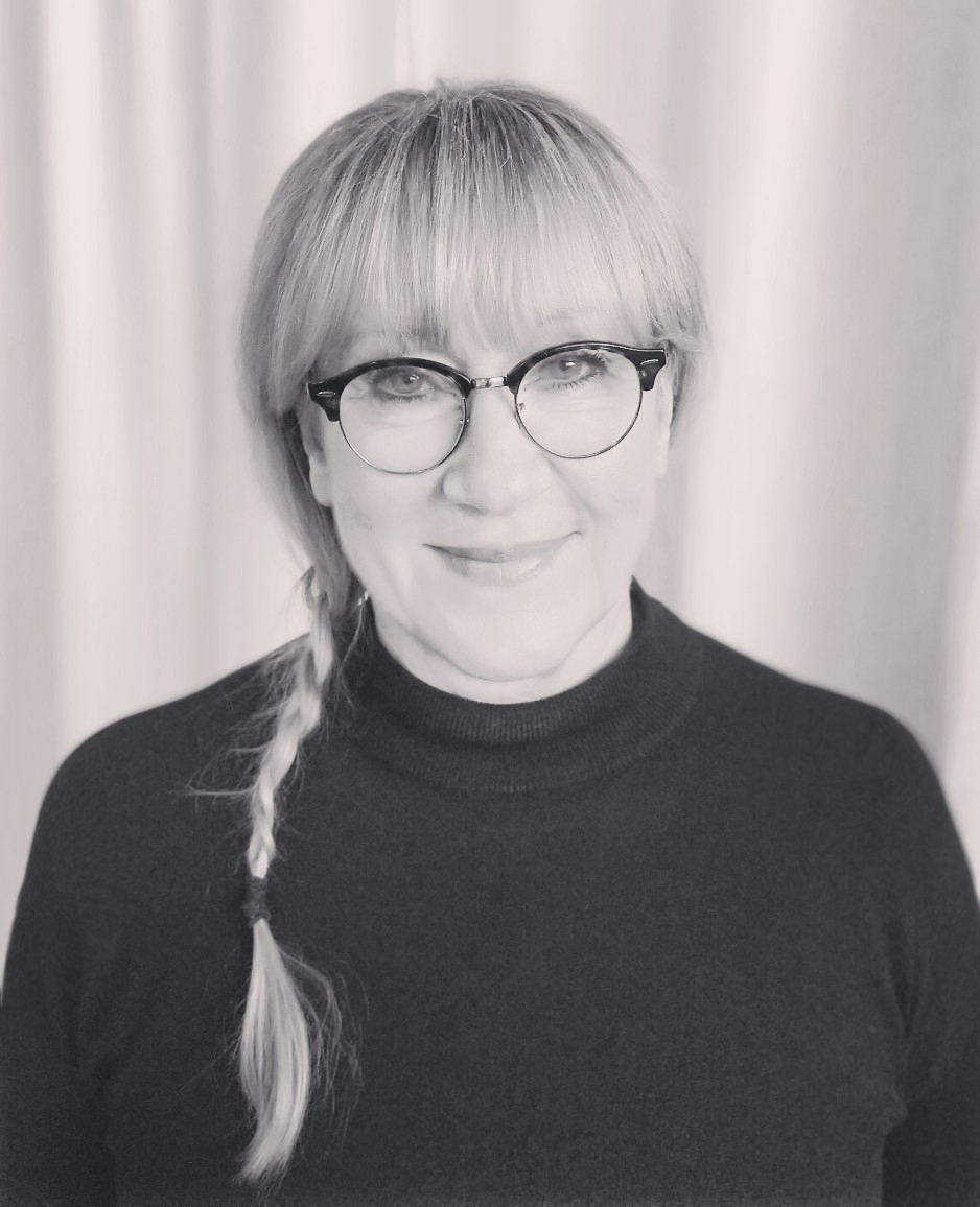 Linda Britten - N.I. Opera